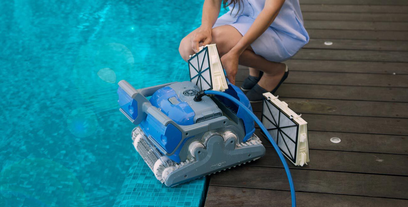 Dolphin M400 | Votre Robot piscine Connecté