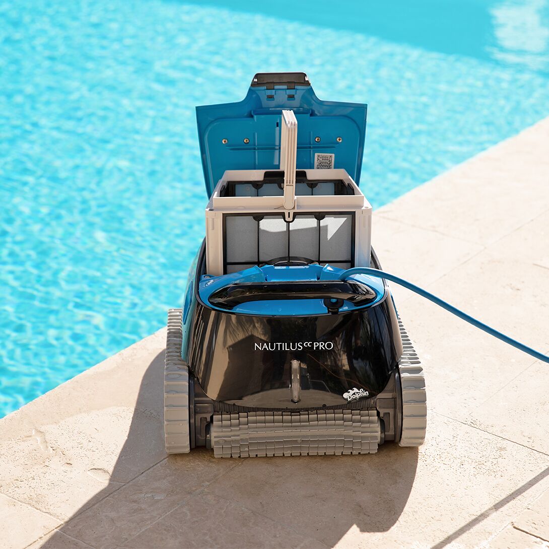 Dolphin Nautilus CC Pro Robotic Pool Cleaner