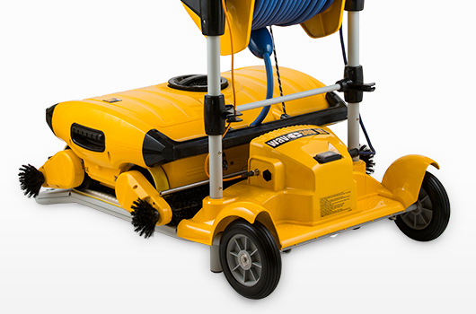 Dolphin Wave 300 XL | Swimming Pool Cleaner | Maytronics